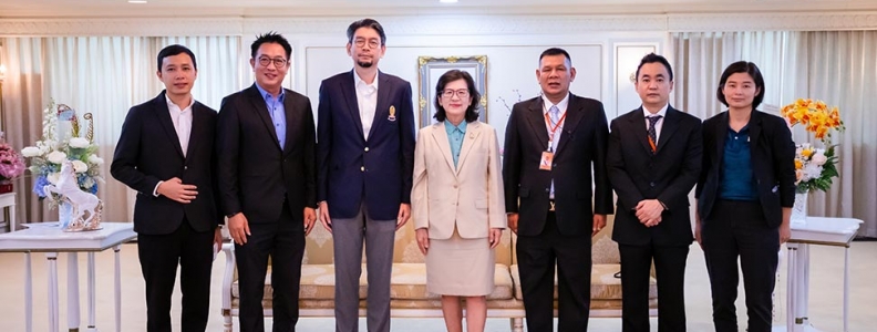 PMCU ร่วมแสดงความยินดีกับอัยการสูงสุดหญิงคนแรกของประเทศไทย - PMCU